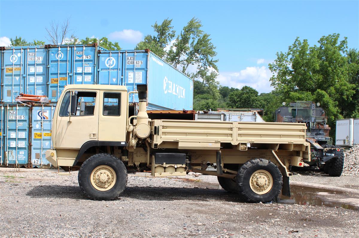LMTV M1078 2 1/2 Ton Cargo Truck